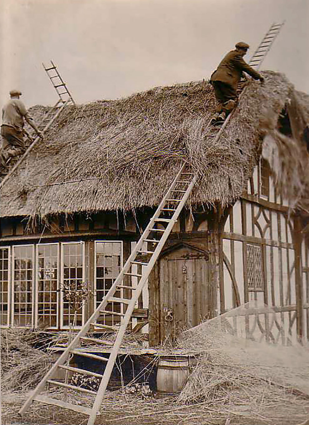 Thatching Tools & Equipment | Thatching Info.com