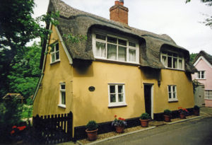 Thatching Straightwork Features | Thatching Info.com