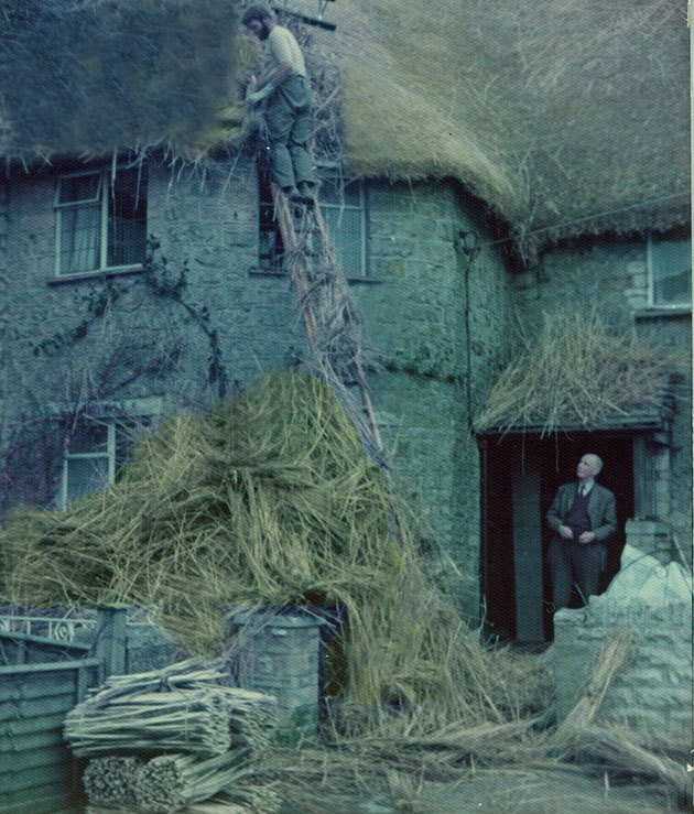Getting the Job Done.. Thatchers and their Quotes | Thatching Info.com