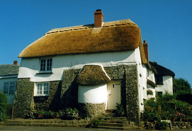 Thatching in Devon | Thatching Info.com